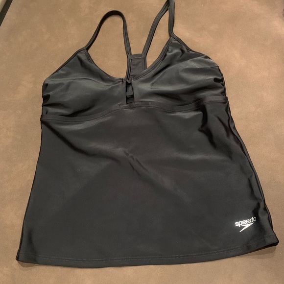 Speedo | Swim | Speedo Black Swimsuit Top Size 6 | Poshmark